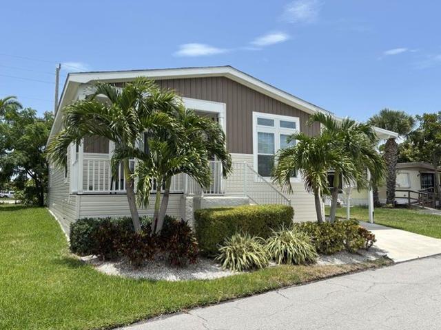 7454 44th Trl N Unit 554, Riviera Beach, FL 33404
