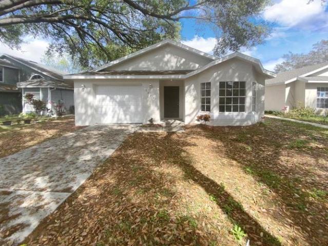 7458 Groveoak Dr, Orlando, FL 32810