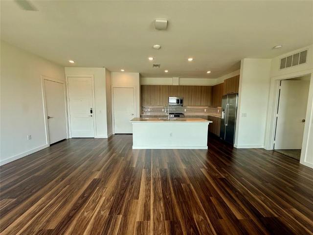 7450 Coronado Avenue # 504