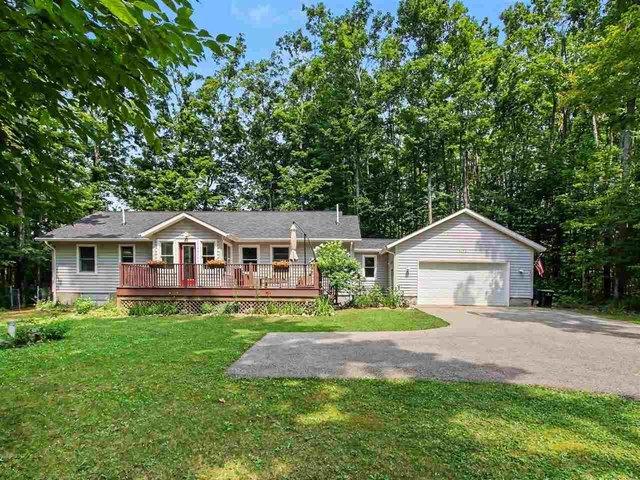 7450 Liegl Ct, Alanson, MI 49706