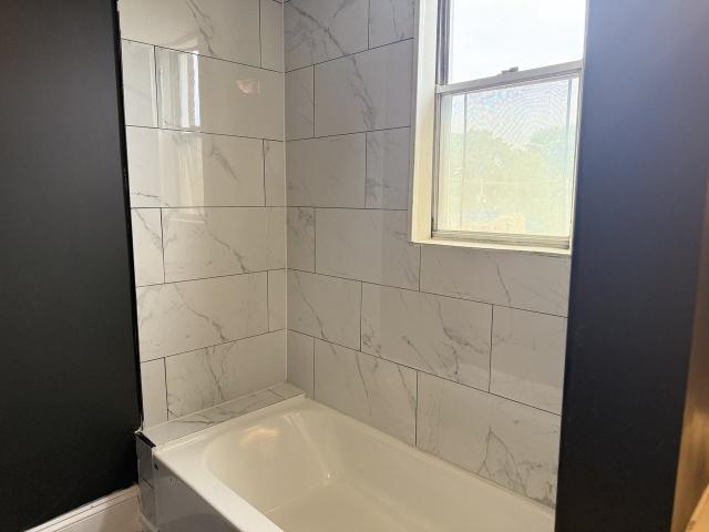 7450 South Maryland Avenue/824 E 75th St 3 Bedroom Apartment for Rent at 7450 South Maryland Avenue/824 E 75th St, Chicago, IL 60619 Chatham