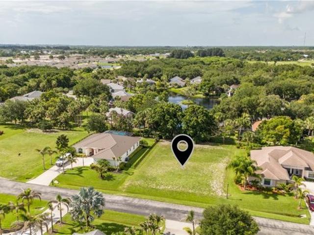 7450 36th Ct, Vero Beach, FL 32967