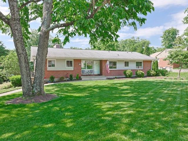 7451 Miami Hills Dr, Madeira, OH 45243