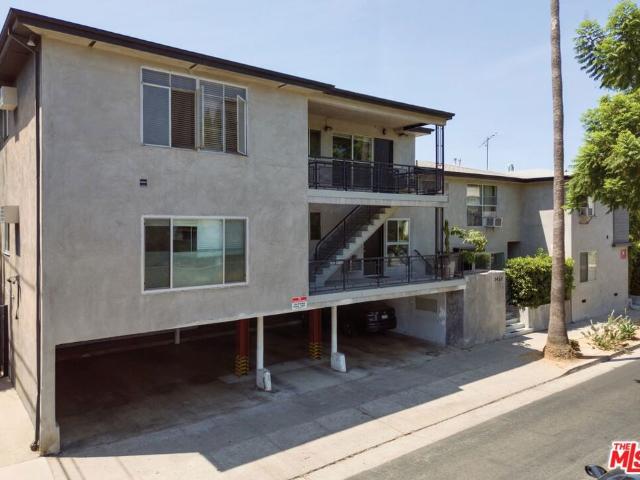 7452 Romaine Street