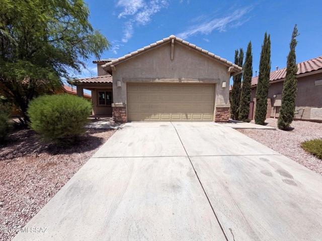 7452 S Golden Shore Dr, Tucson, AZ 85757