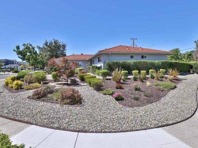 7453 De La Farge Dr, Cupertino, CA 95014