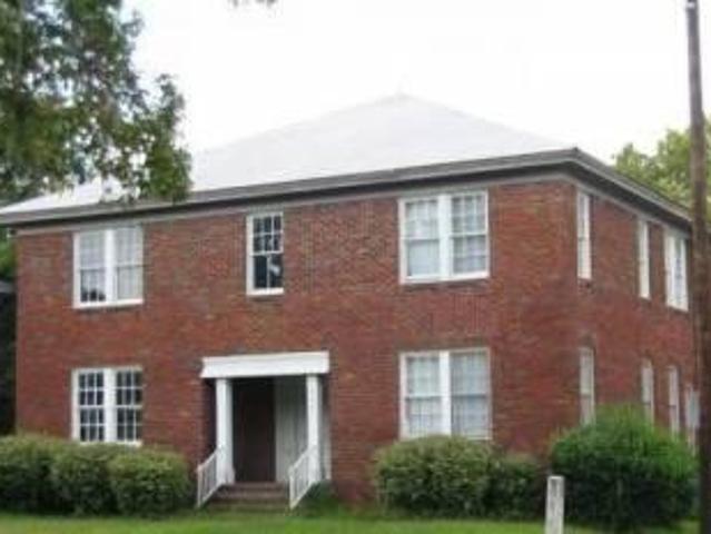 $745 / 1br BIG, BRIGHT NEWLY RENOVATED 1BR IN GREAT BRICK BUILDING Savannah Downtown map