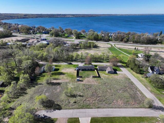 745 7th Ave NW, Glenwood, MN 56334