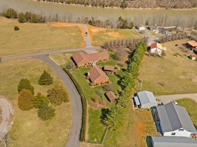 745 Colyer Road