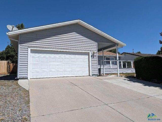 745 Cameron Way, Susanville, CA 96130