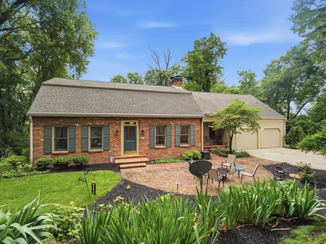 745 Cardinal Drive