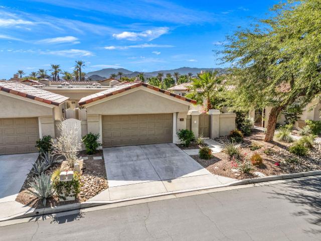 745 Box Canyon Trail, Palm Desert, CA 92211 | MLS #219147