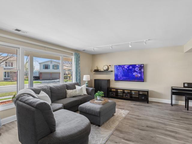 745 Buffalo Circle