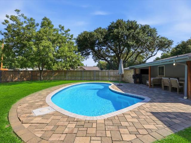 745 Greenhill Lane