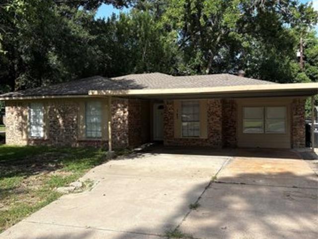 745 Dezso Dr, Alvin, TX 77511