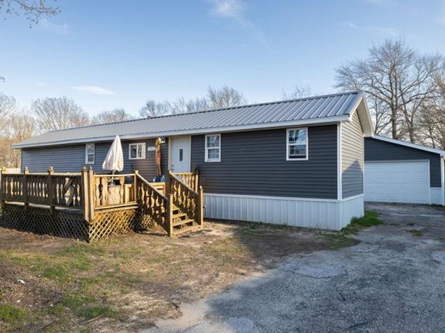 745 E Dayton Ct, Godley, IL 60407