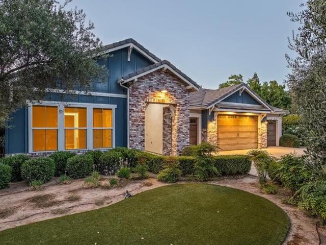 745 E Gettysburg Ave, Fresno, CA 93704