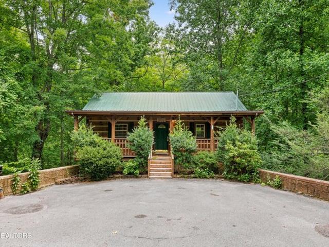 745 Hazy Cir, Gatlinburg, TN 37738