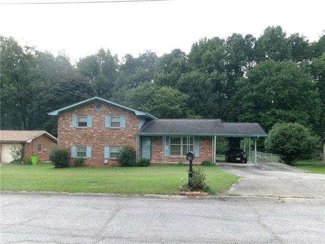 745 Huntingdon Dr, Jonesboro, GA 30236