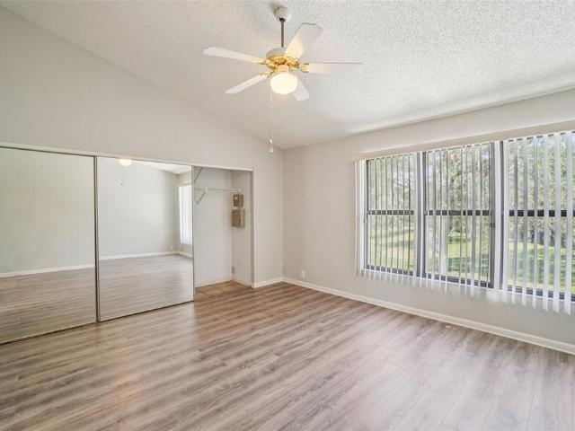 745 Oak Park Pl, Brandon, FL 33511 | MLS #TB8498