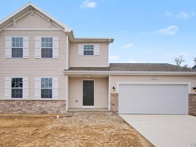 745 Lone Oak Way, Tecumseh, MI 49286