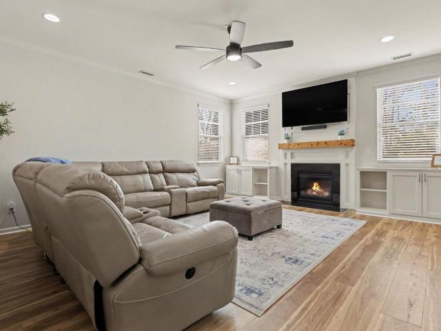 745 Lake Artesia Ln, Fuquay Varina, NC 27526 | MLS #10155