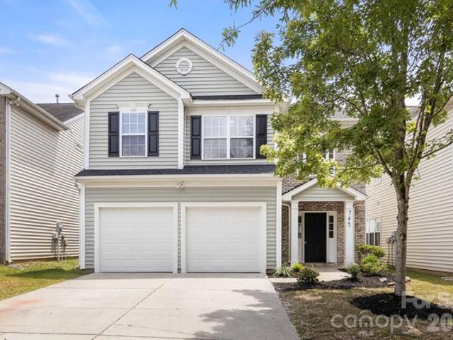 745 Lumber Ln, Charlotte, NC 28214