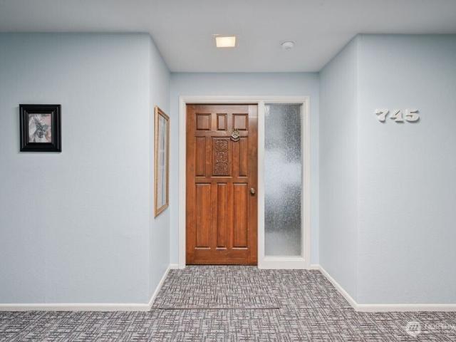 745 Marine View Drive