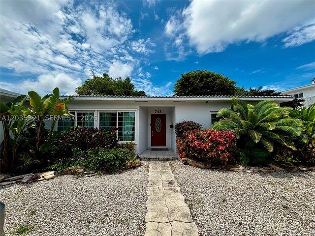 745 S Shore Dr, Miami Beach, FL 33141