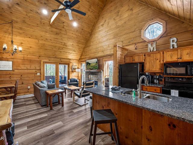 745 Ski View Lane