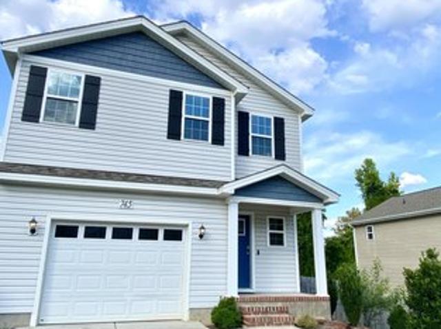 745 W Illinois Ave, Southern Pines, NC 28387