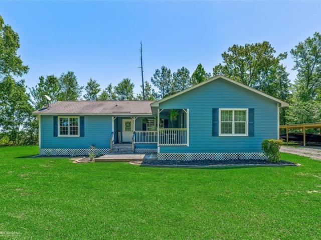 7465 Pinebrook Rd, Greenwood, LA 71033