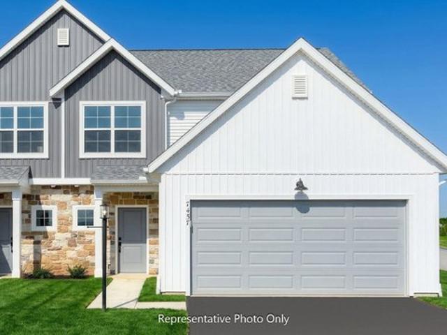 7465 Saint Patrick Ct, Abbottstown, PA 17301