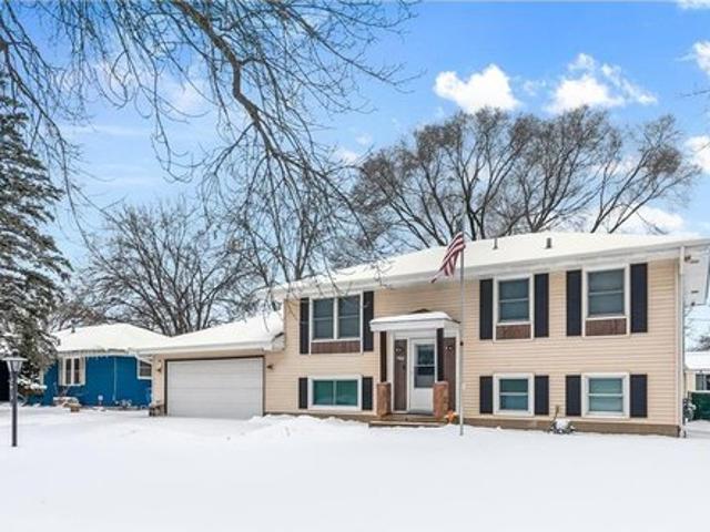 7466 Melody Dr NE, Fridley, MN 55432