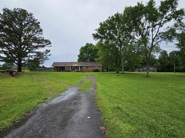 7466 County Highway 48, Russellville, AL 35654