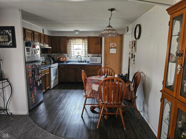 7466 S State Road 75