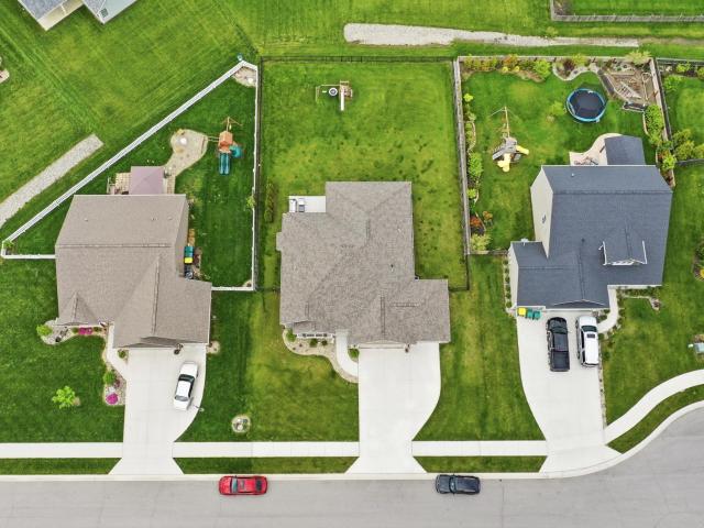 7467 Lemmy Lane
