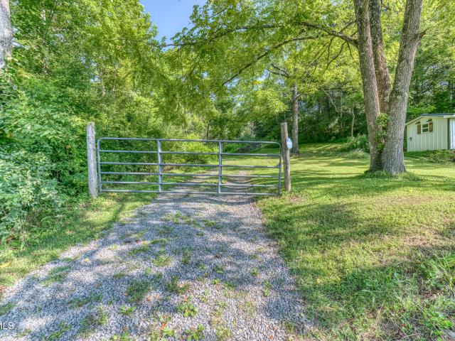 7467 Stanley Valley Road