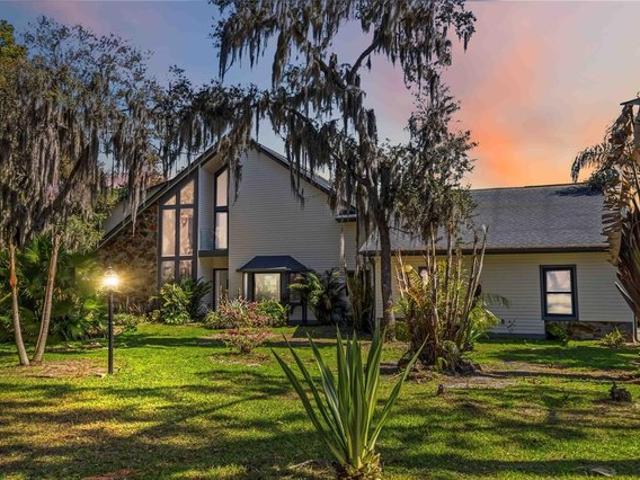 7468 Lake Willis Dr, Orlando, FL 32821