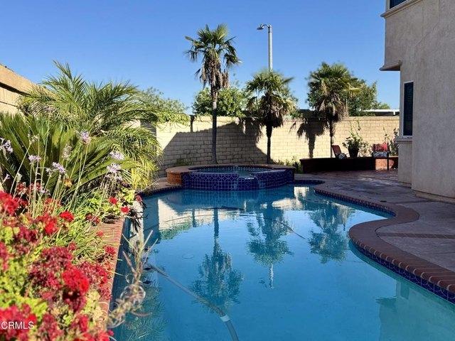 7469 Holloway Rd, Rancho Cucamonga, CA 91730