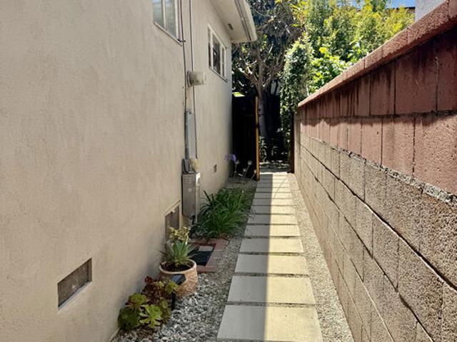 7462 W 80th Street