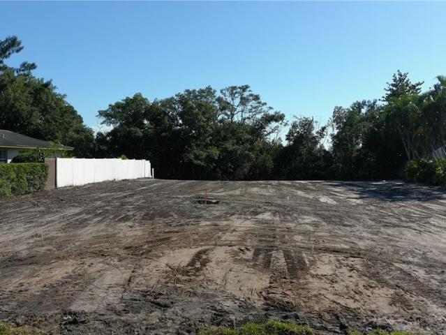 746 31st Ave NE, St. Petersburg, FL 33704 | MLS #TB8456 | Compass