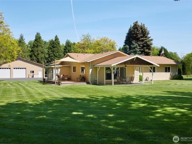 746 County Road 448, Walla, WA 99362