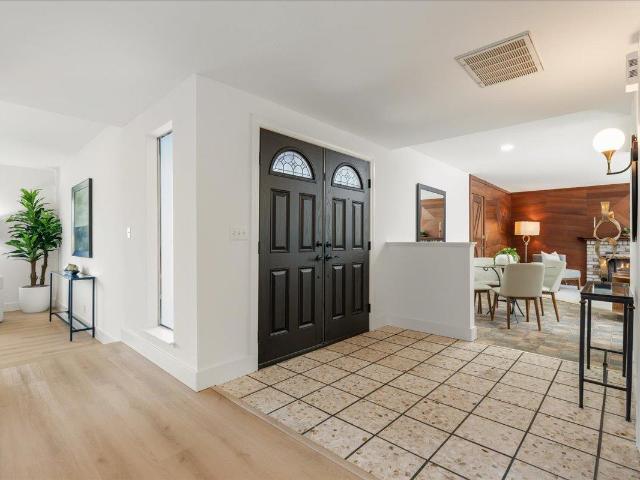 746 Almeria Drive