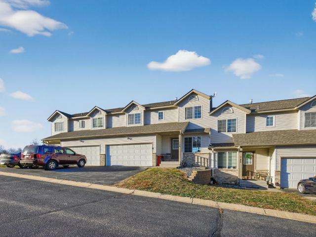 746 Baylee Place SW
