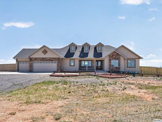 746 Barricade Rd, Laramie, WY 82070