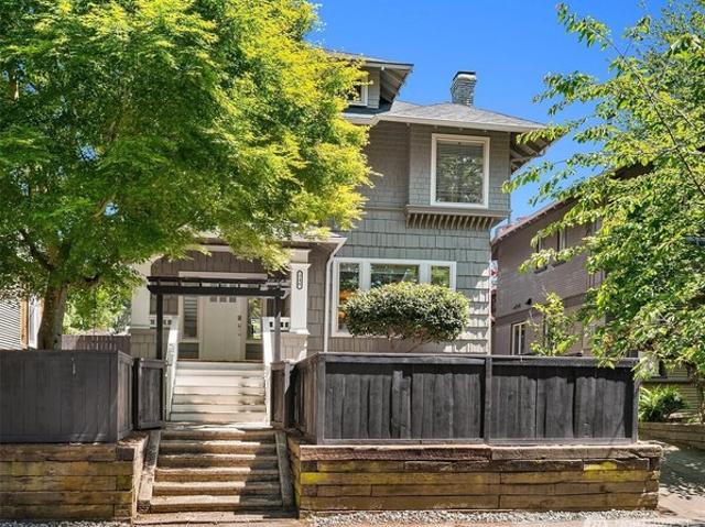 746 Broadway E, Seattle, WA 98102