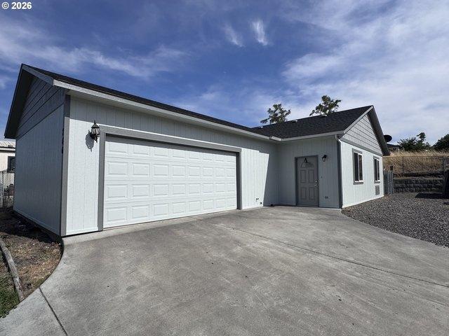746 E Catherine Ave, Hermiston, OR 97838