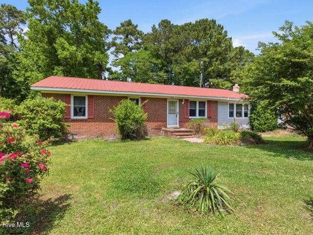 746 Kinston Hwy, Richlands, NC 28574