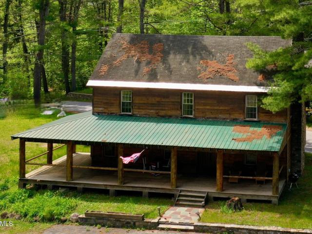 746 Howe Road